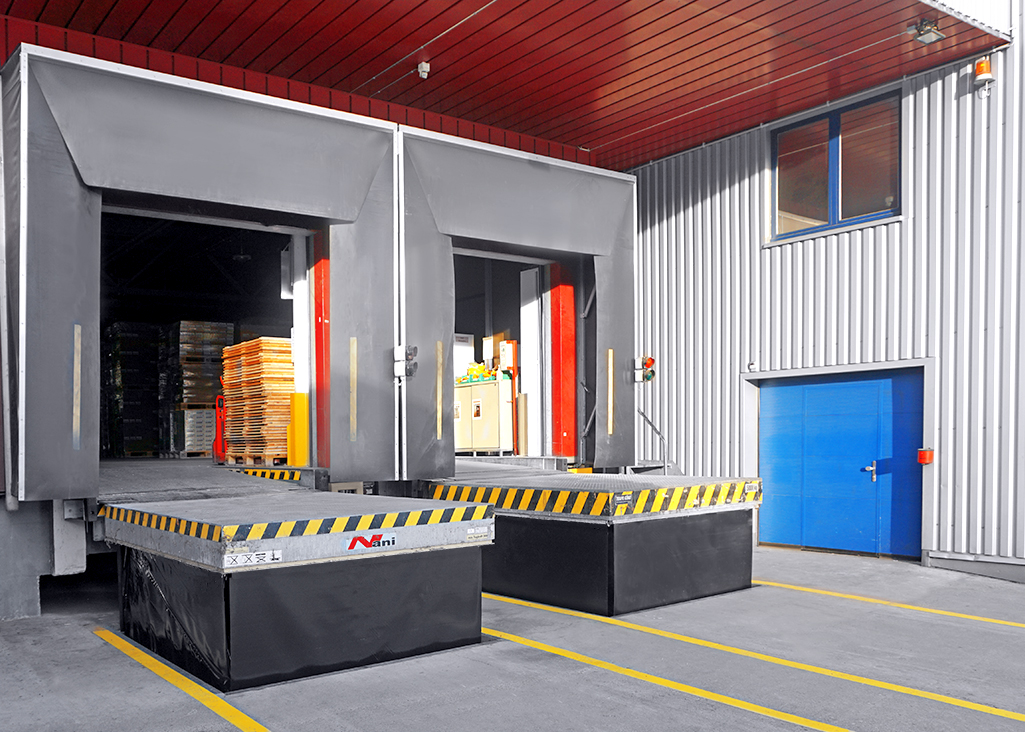 Scherenhubtisch Hydraulisch – CUSTOMGATES AG | Systeme nach Mass